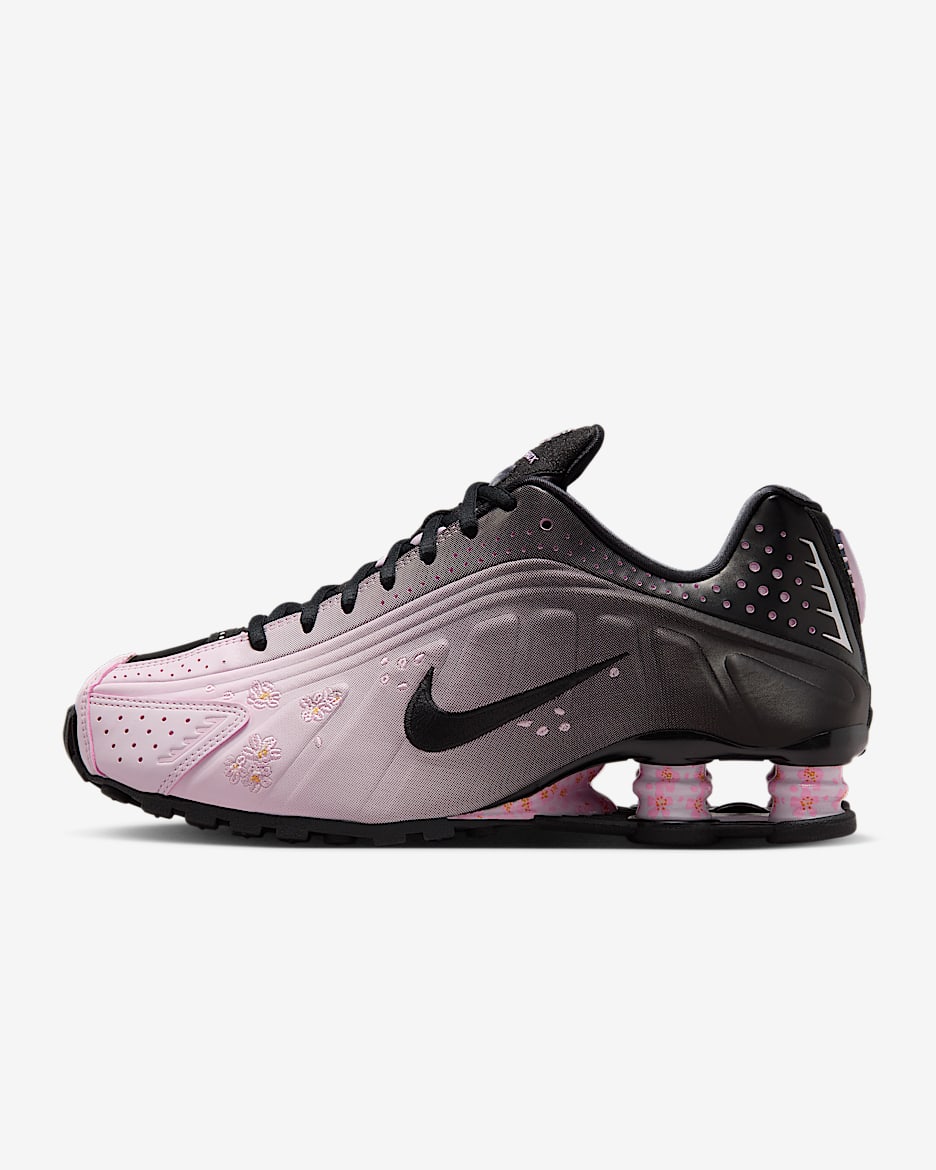 Nike Shox R4 Shoes. Nike CA Nike Shox R4 Shoes. Nike CA